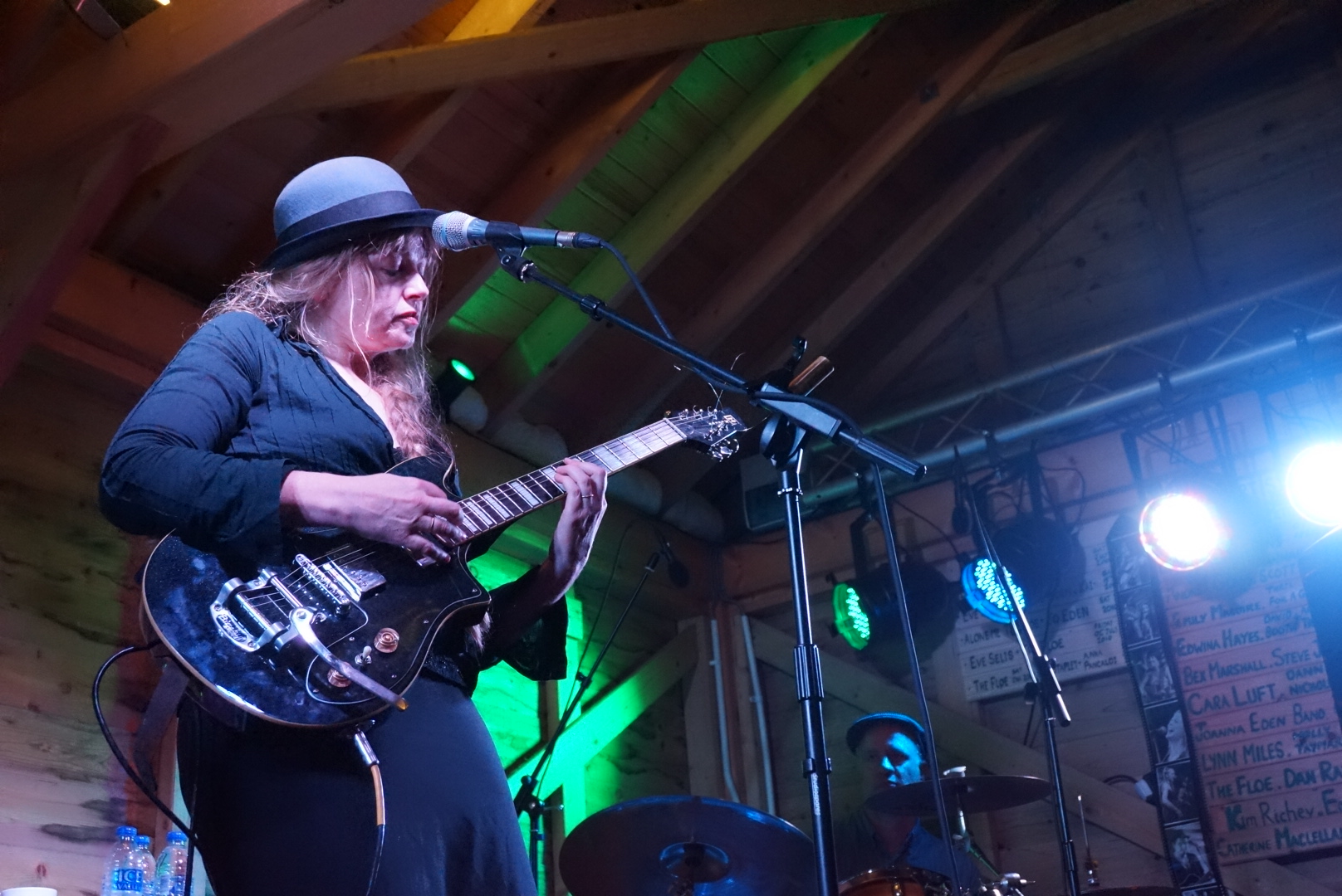 Review – Anne McCue live at LRB 11th July 2015 | Live@ Little Rabbit Barn